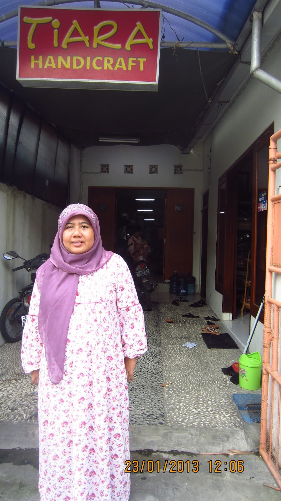 Guruh Giat Gurat: TIARA HANDYCRAFT: SUKSES FINANSIAL DAN SOSIAL