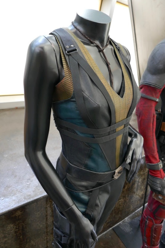 Hollywood Movie Costumes and Props: Deadpool 2 movie costumes on ...
