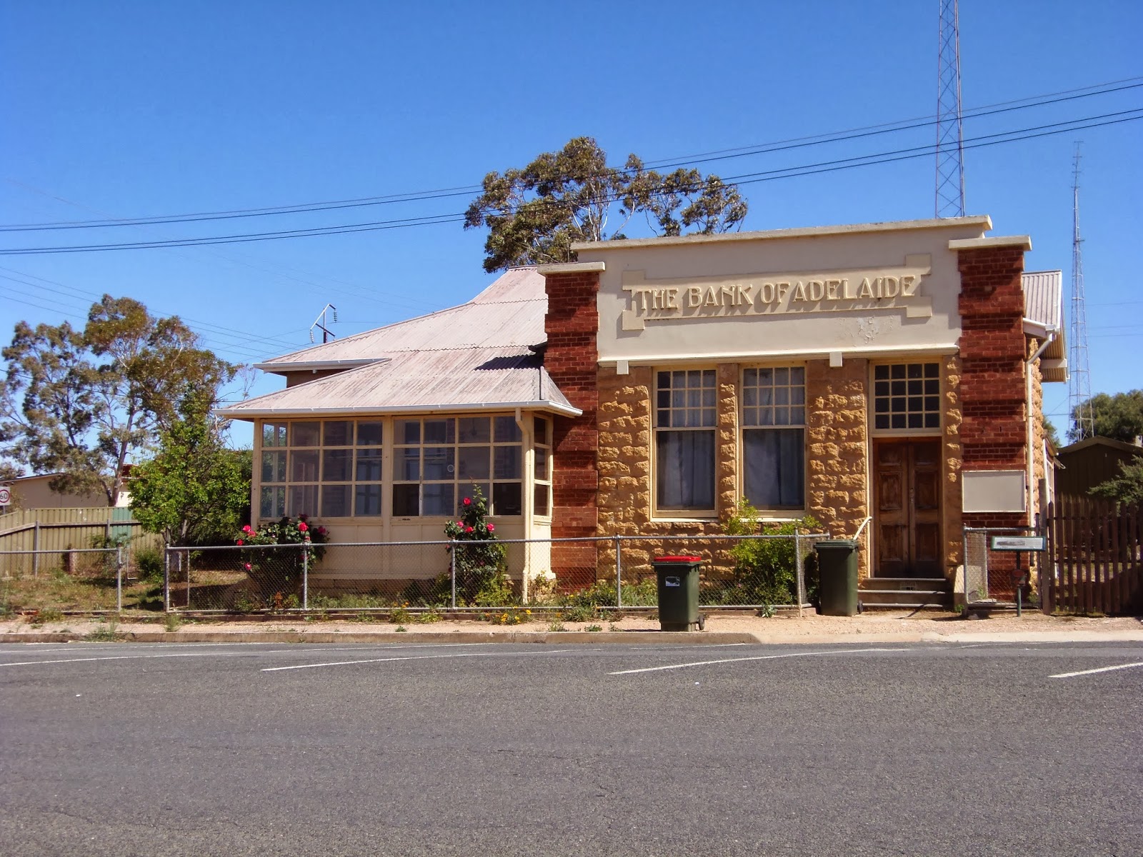Solo Steve On The Road: MORGAN SA and the MURRAY RIVER