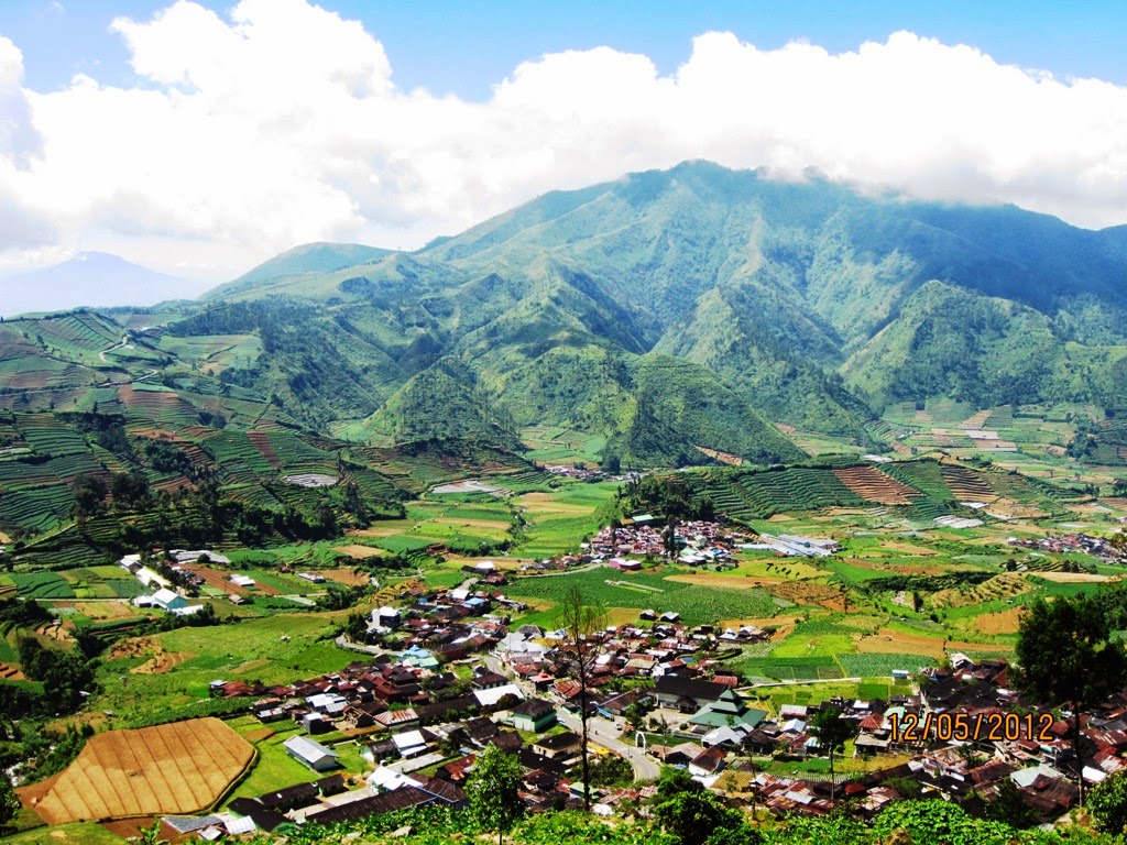 Dataran Tinggi Dieng Negeri Para Dewa dieng plateau