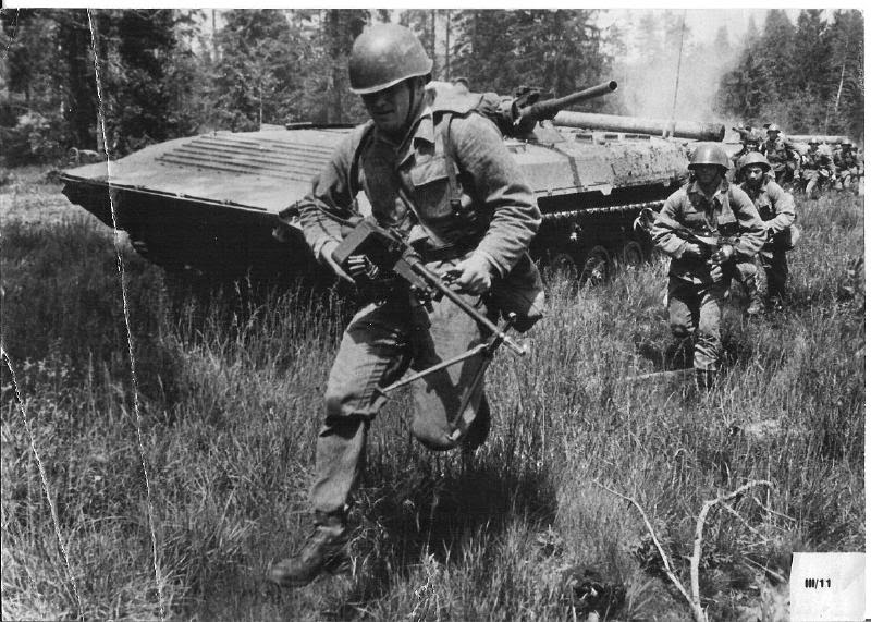 Universal Machine Gun Model 59 (UK Vzor 59): Loader Review by Kyle