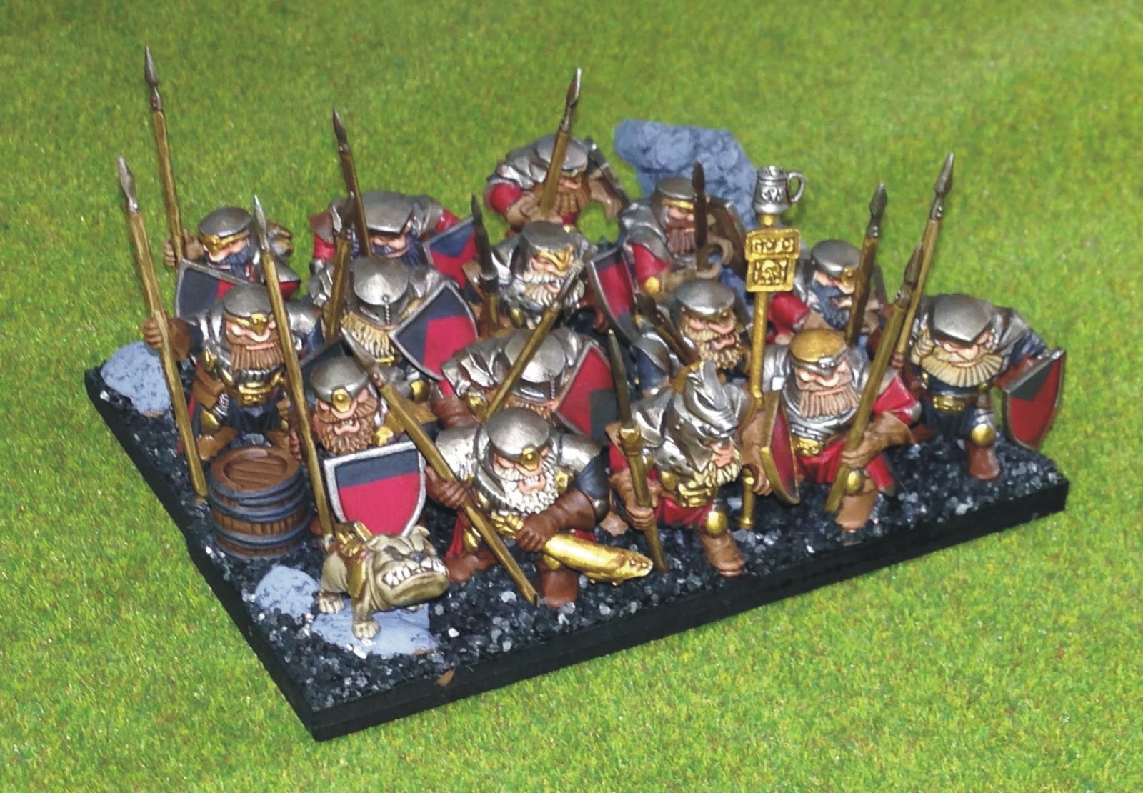 The Gamer's Table: Dwarf artillery after dip...and Dwarfs with spears