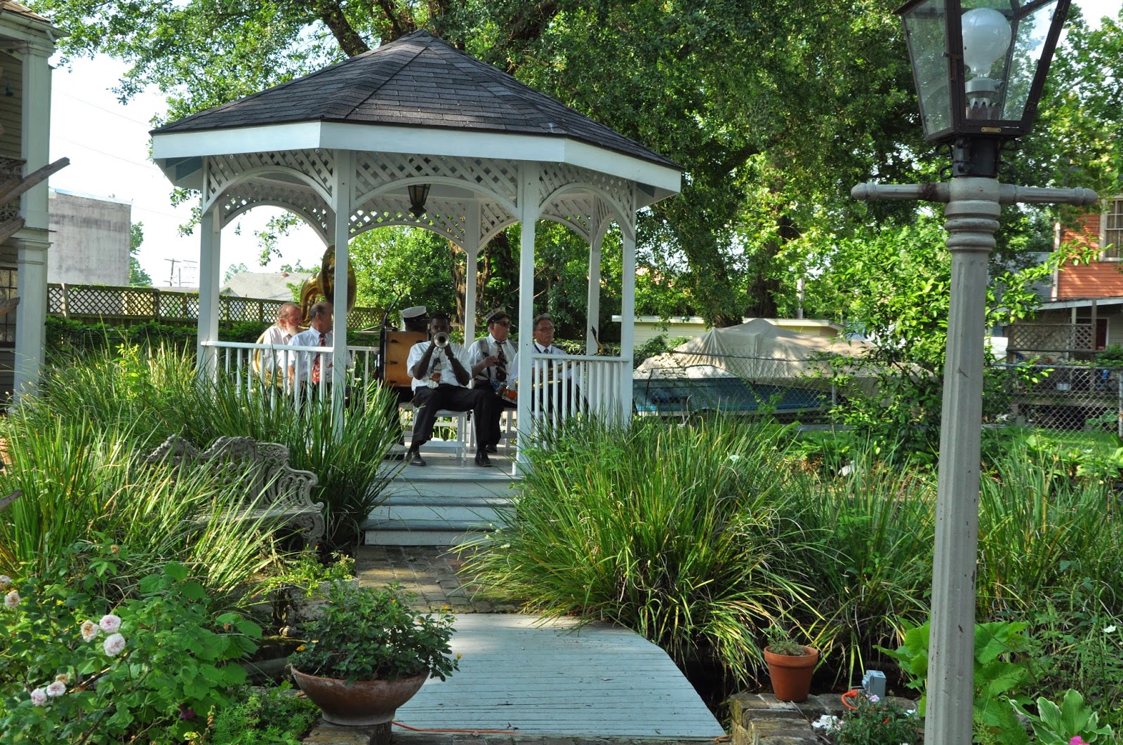 Benachi House + Gardens, New Orleans