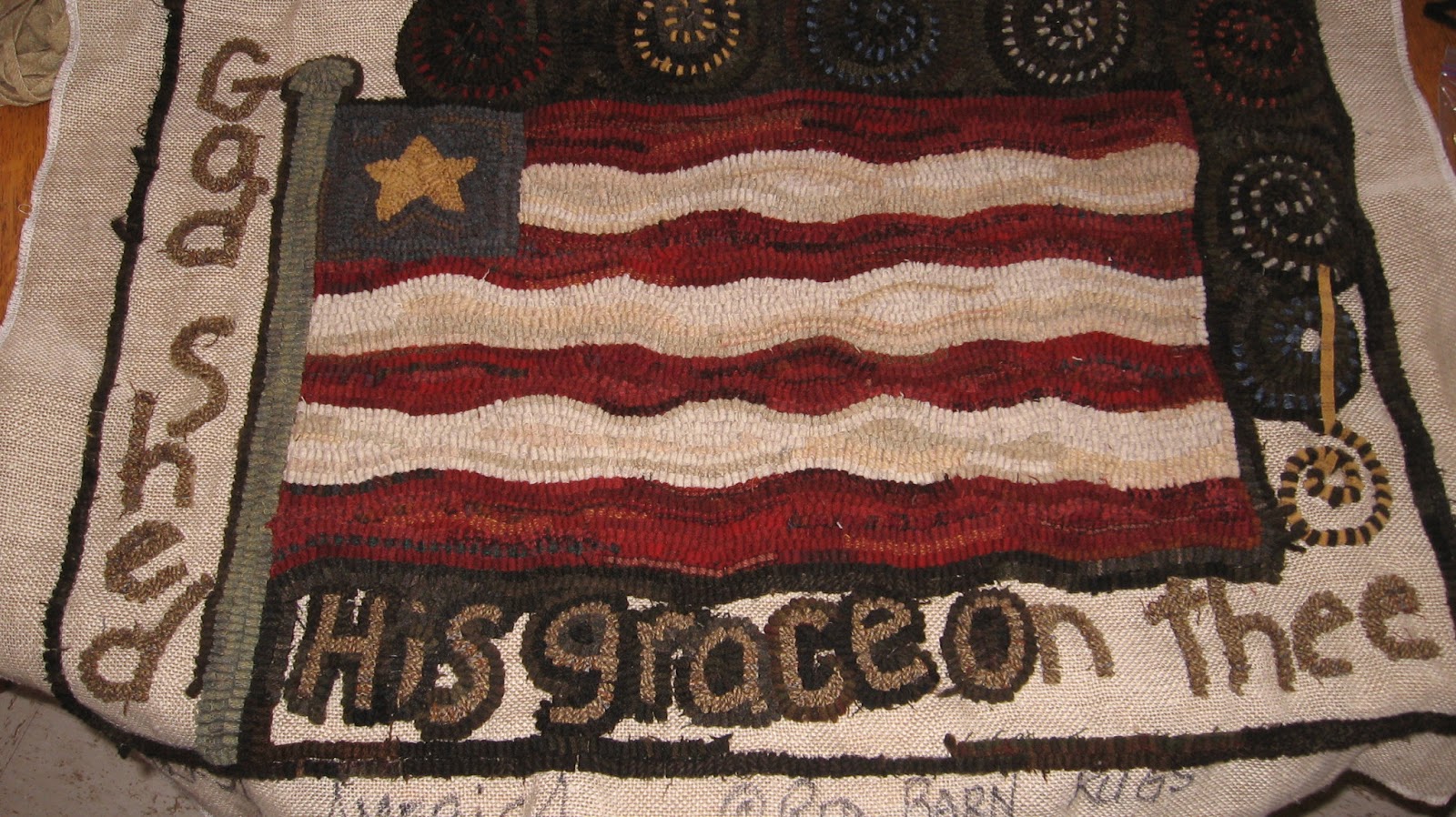 Country Freckles: RED BARN RUGS>>