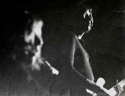 Raríssimas fotos do Queen com Freddie Mercury e de seu primeiro ...