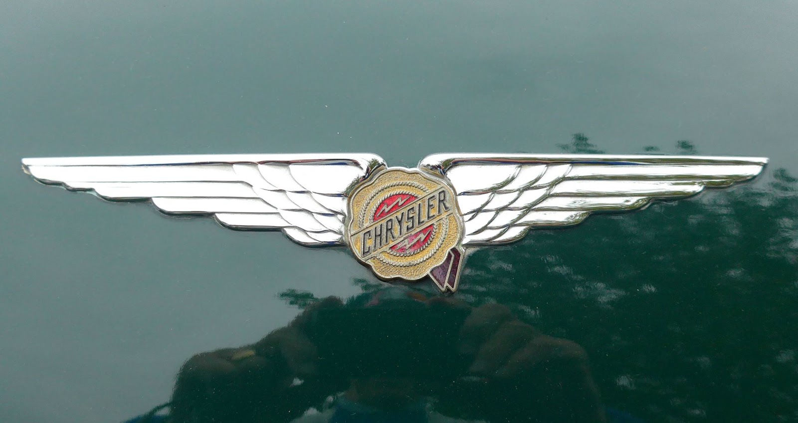 American Auto Emblems: CHRYSLER