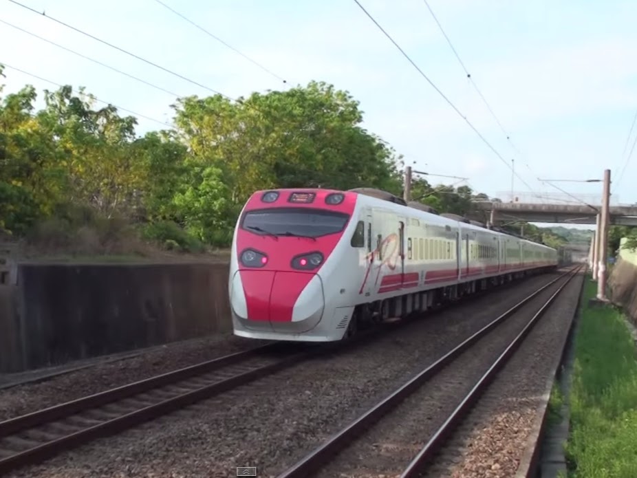 Blair's 鐵道攝影: R131柴電機車 / TRA R131 Diesel-electric Locomotive