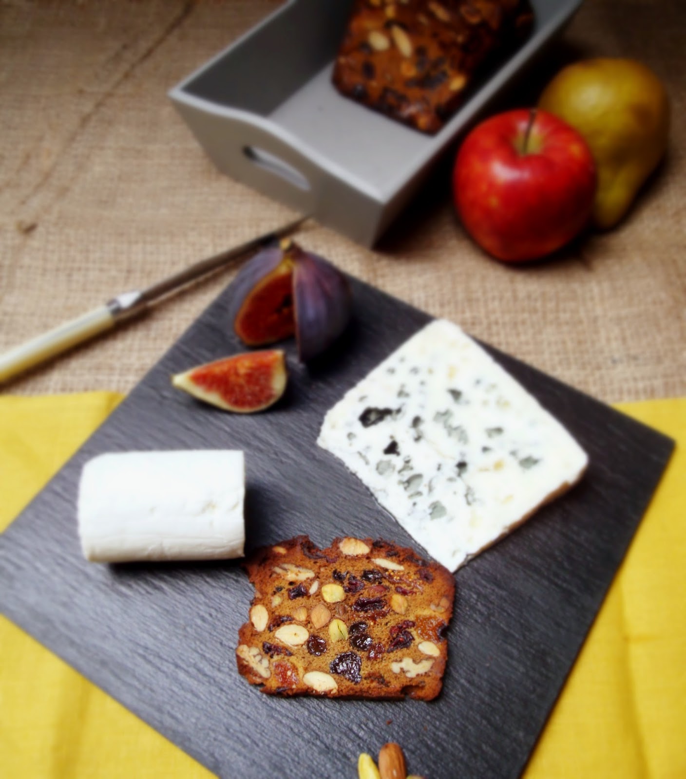 Les cahiers gourmands: Crackers aux fruits secs