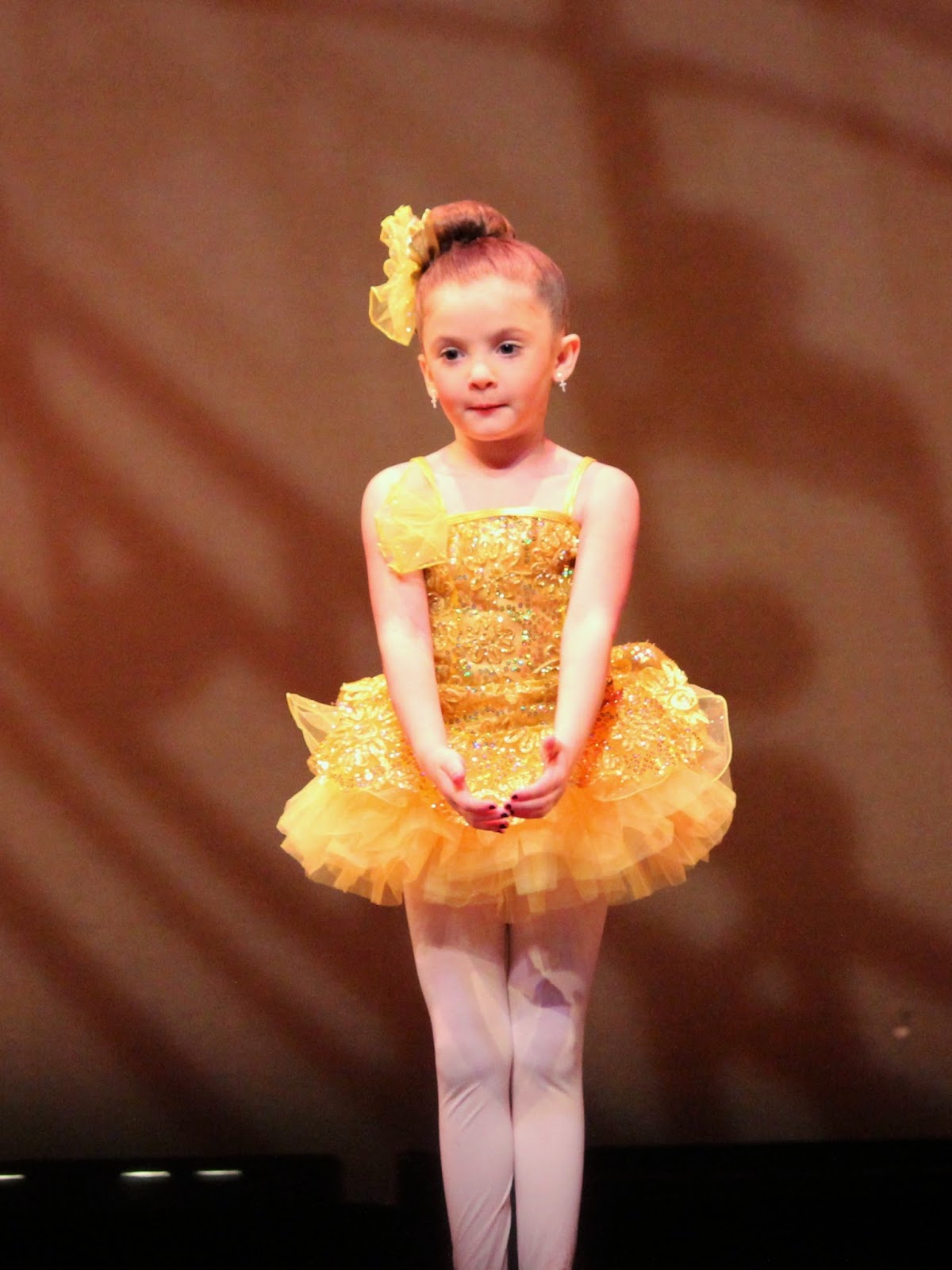 Bolling With 5: Lilah Dances For Jesus!