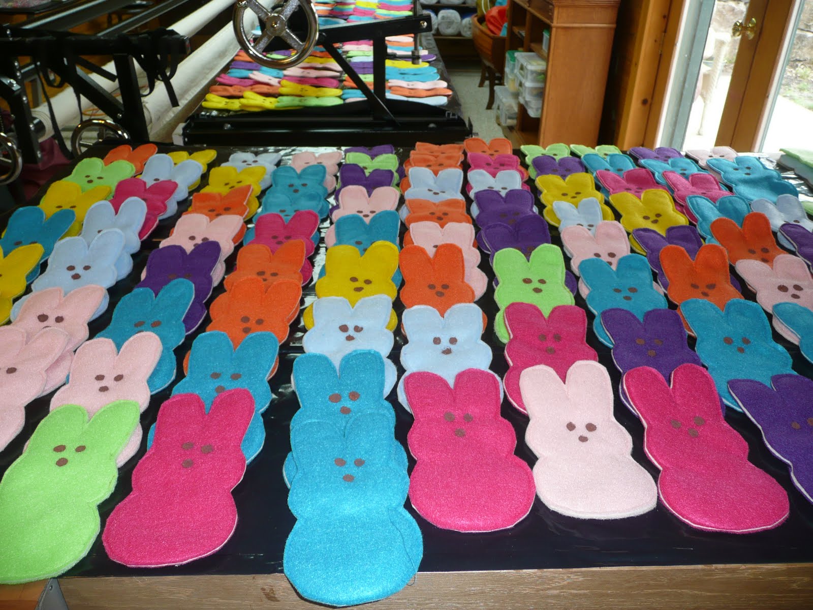 Acorn Ridge Quilting: Easter Peep Show