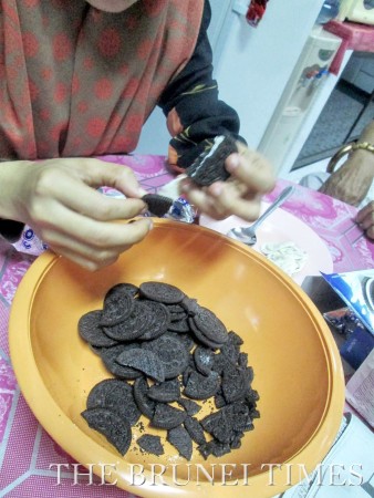 Kuih Mor - A Brunei Favourite