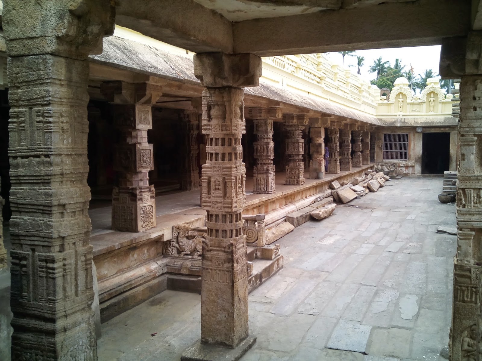 Melukote CheluvaNarayana Swamy temple - Part 2