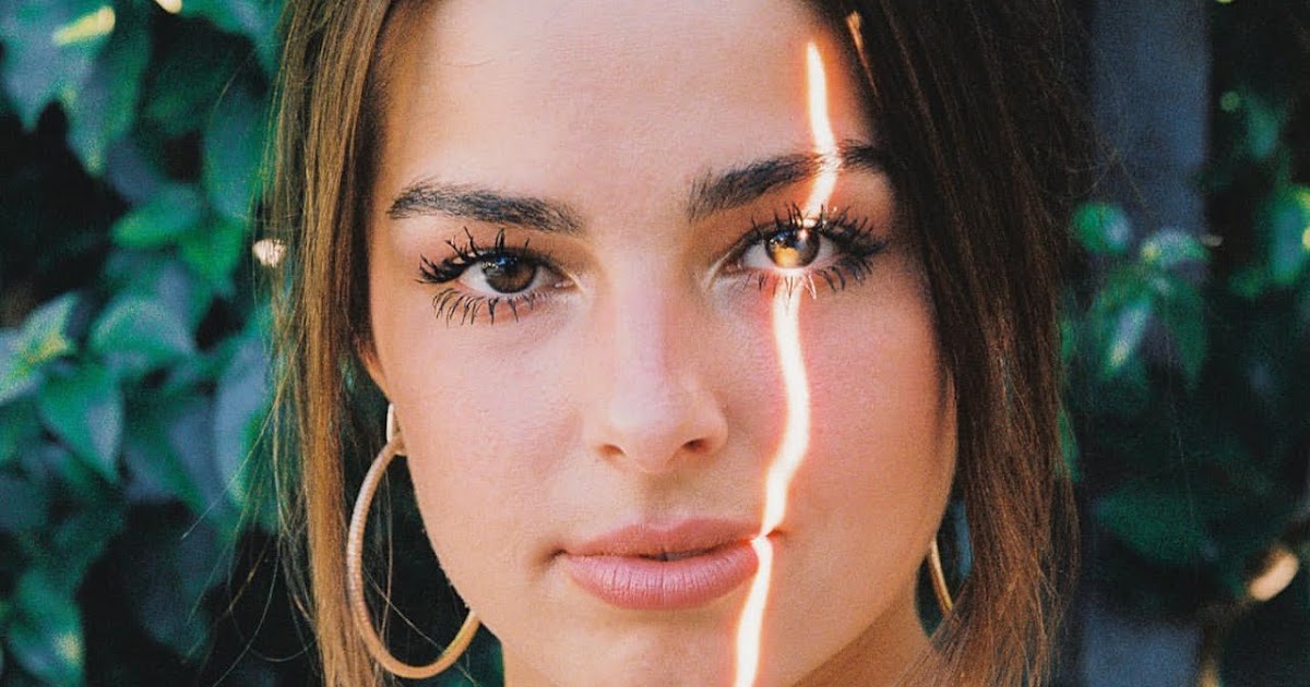 Addison Rae Wallpaper 27