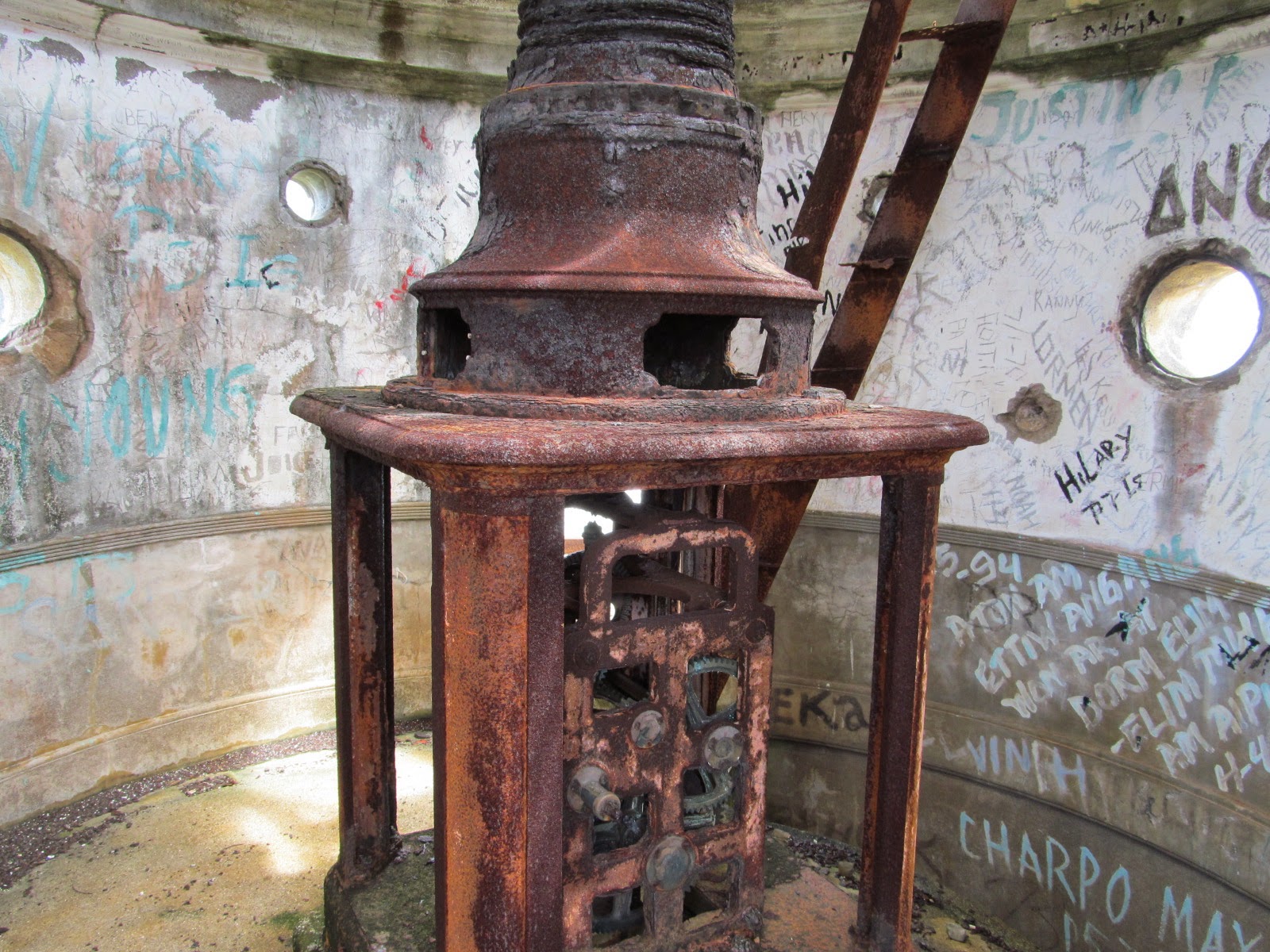 SAILING HELENA: Puluwat atoll, Micronesia