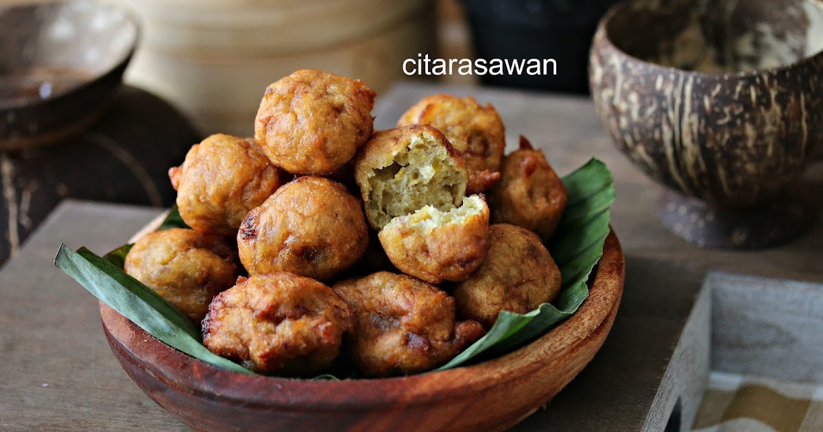 Cucur Pisang / Cekodok Pisang