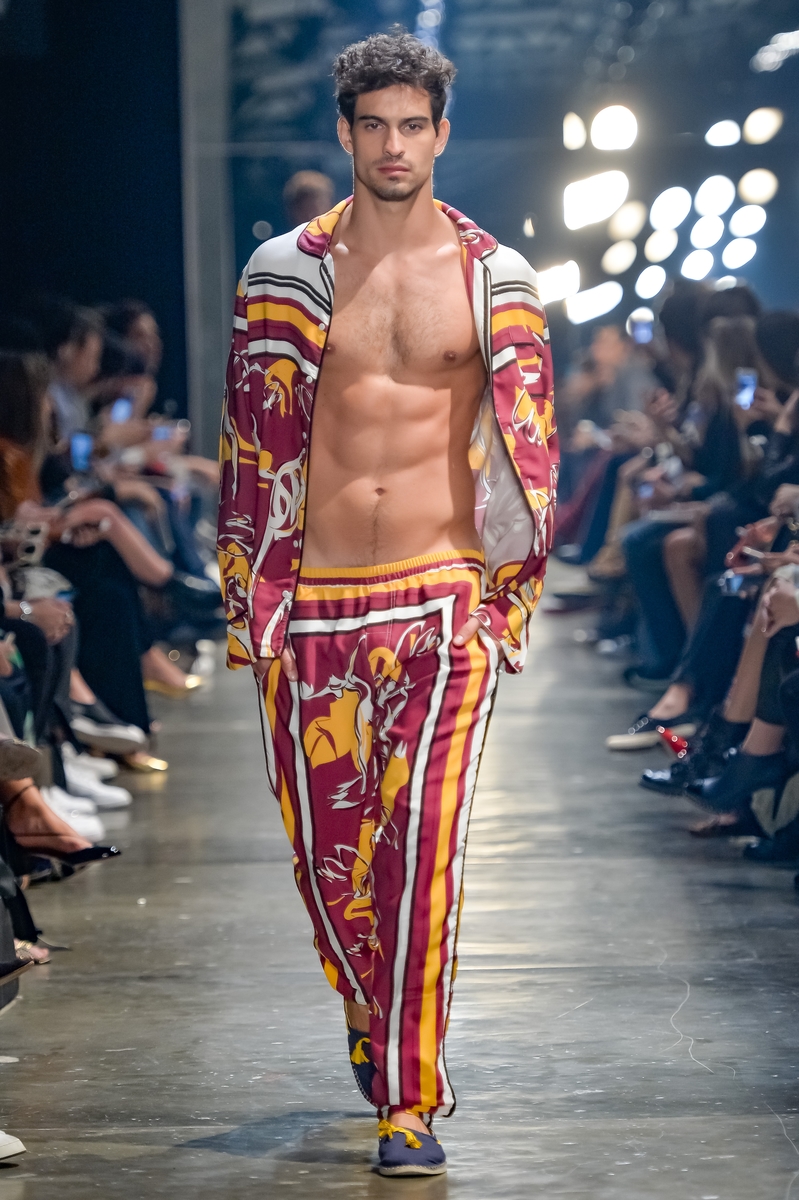 milano model: MURILO LOMAS S/S 2017 - SAO PAULO FASHION WEEK WITH ...