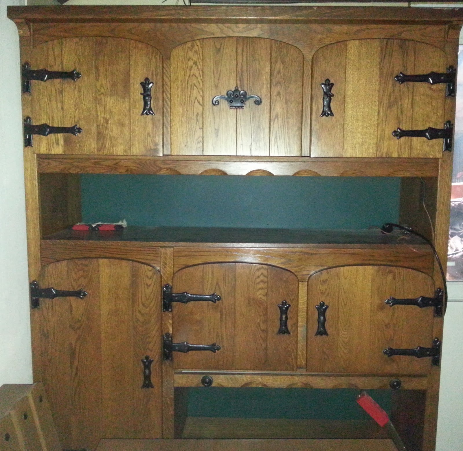 Decoratiuni si mobilier second hand: Mobila stil Rustic din lemn masiv ...