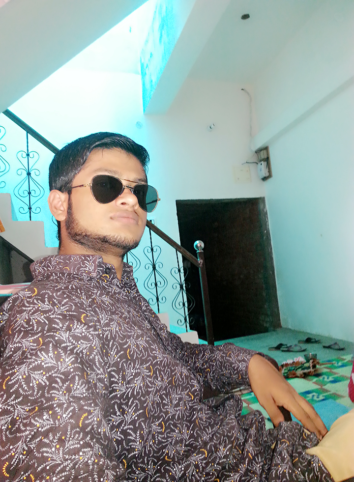 hamza ansari images: January 2017