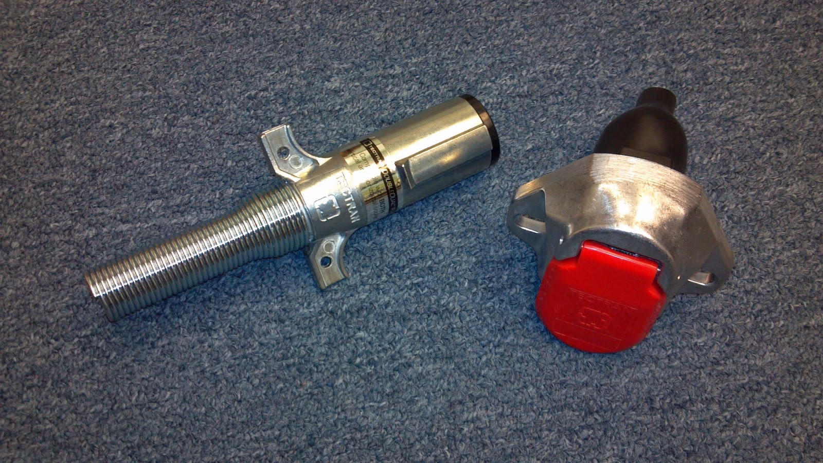 The Official Harp's Tarps Blog: Trailer connectors for tarp systems