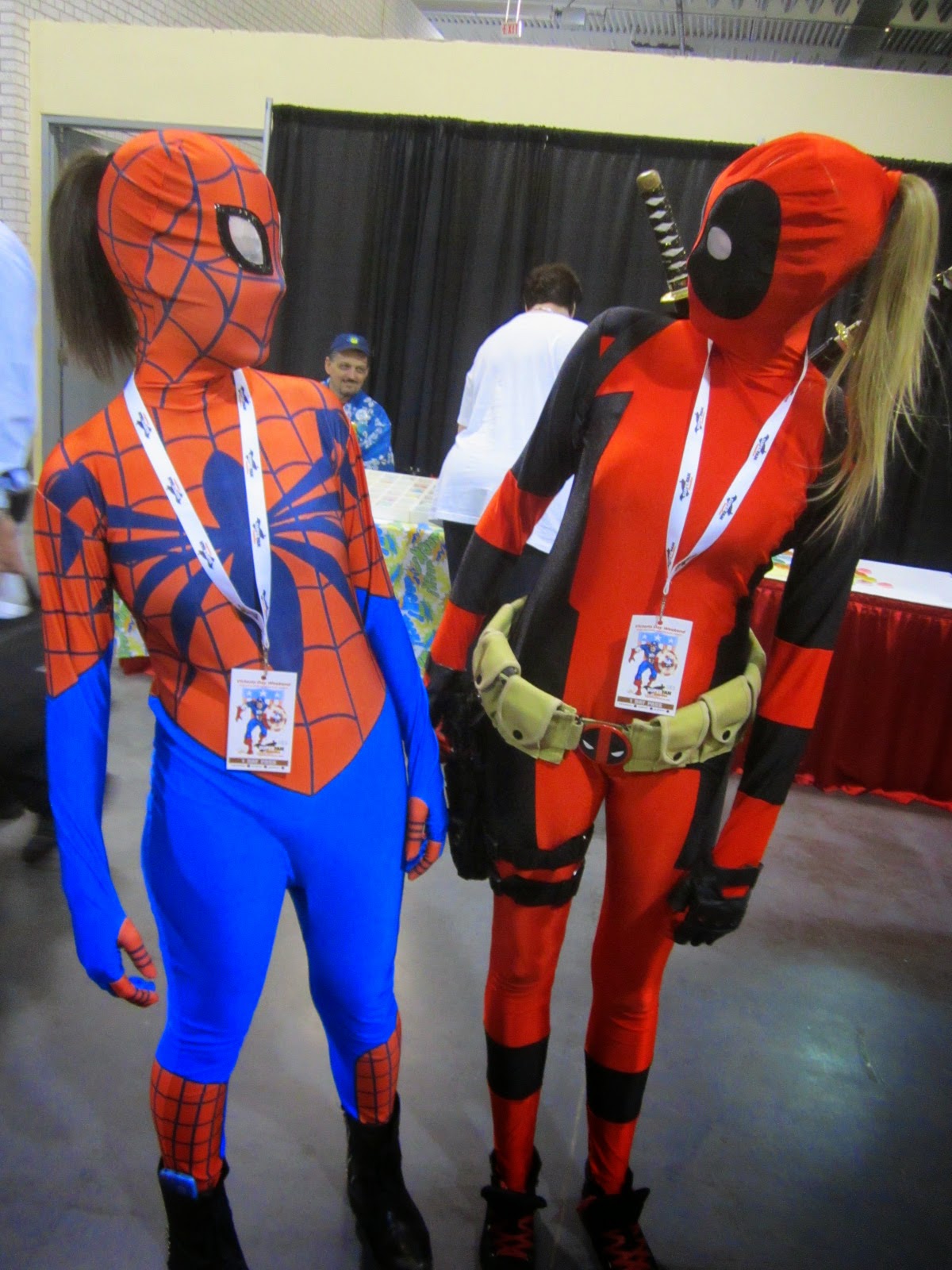 Studiocomix Official Website: Super Fan Comic Con Photos!