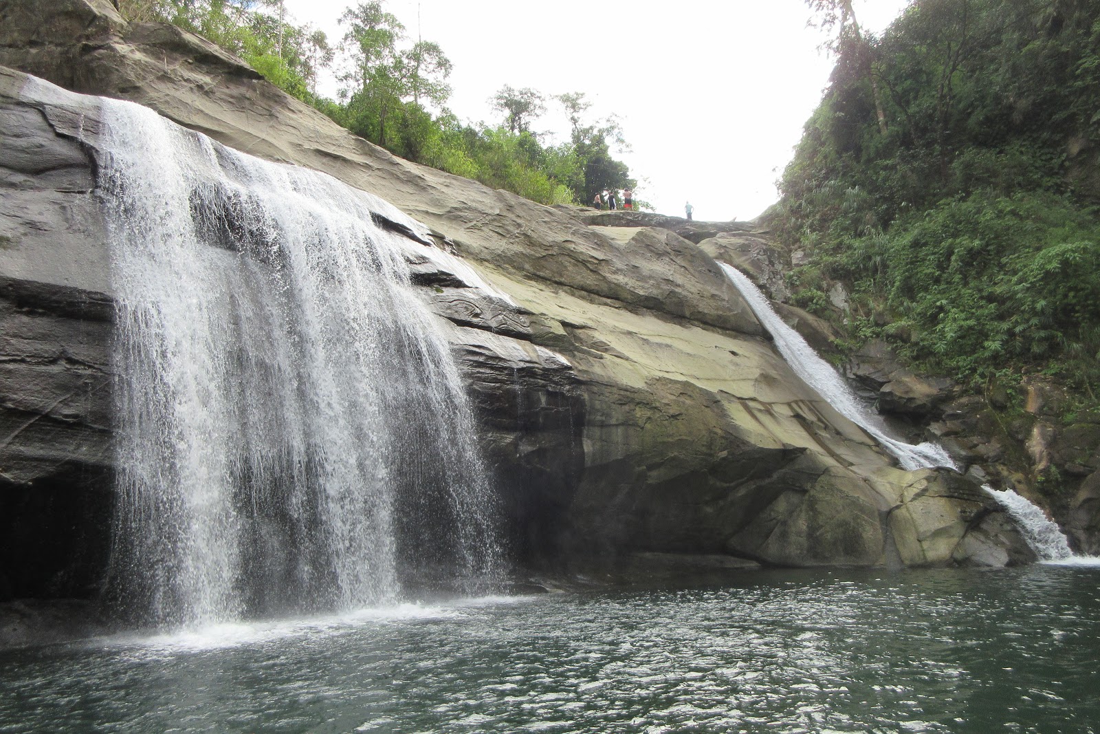 A Break from the Waves: Tangadan Falls - The Wandering Juan