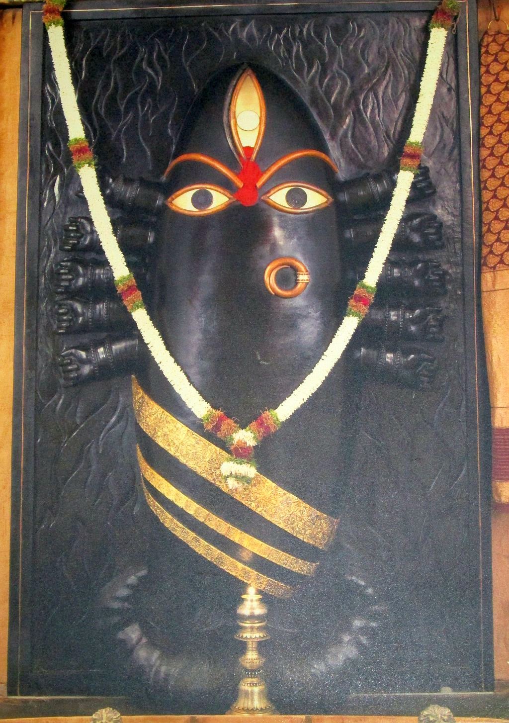 ARUNACHALA MYSTIC: Linga Bhairavi -- Feminised Male Aspect of the Divine