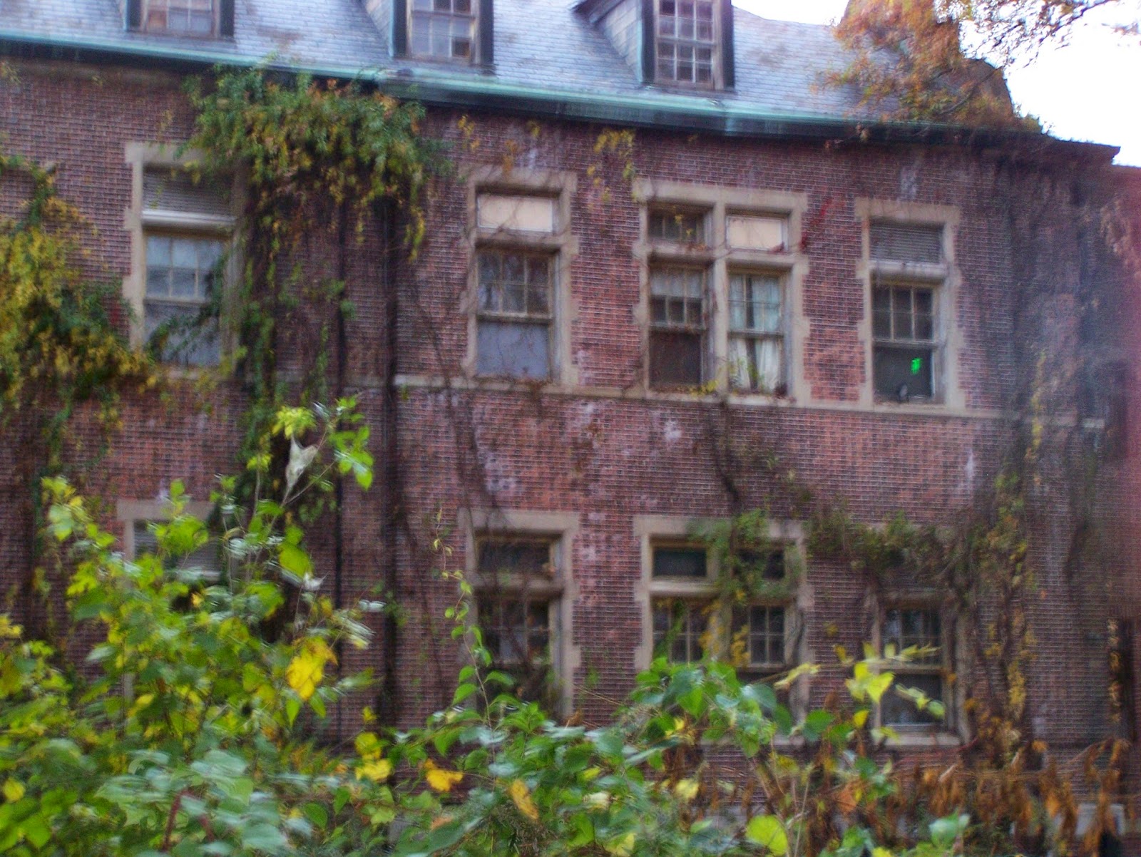 GHOSTS OF MAYFLOWER: A PENNHURST HAUNTING : Pennhurst State School and ...