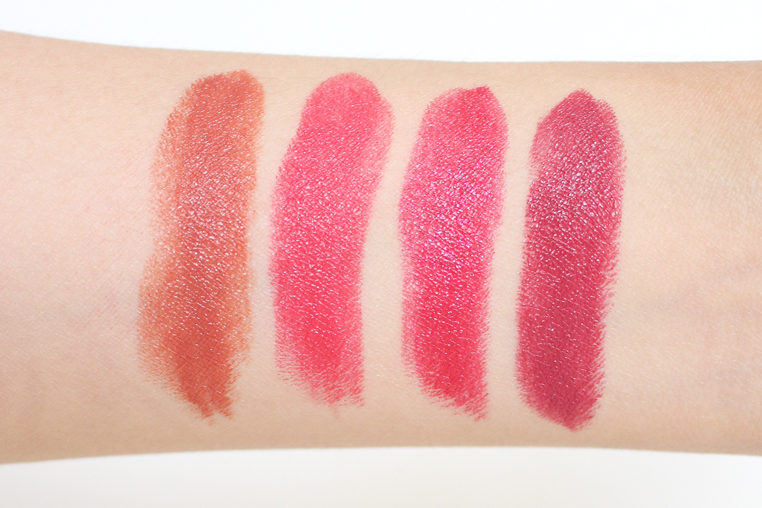 Moist and Colorful Lips with ULTIMA II Delicate Lipstick | Milk Mochi