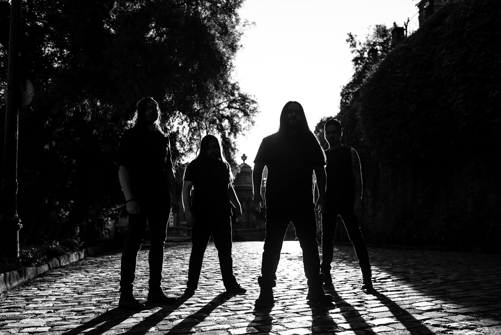La banda chilena de black metal atmosférico Sol Sistere firma con el ...