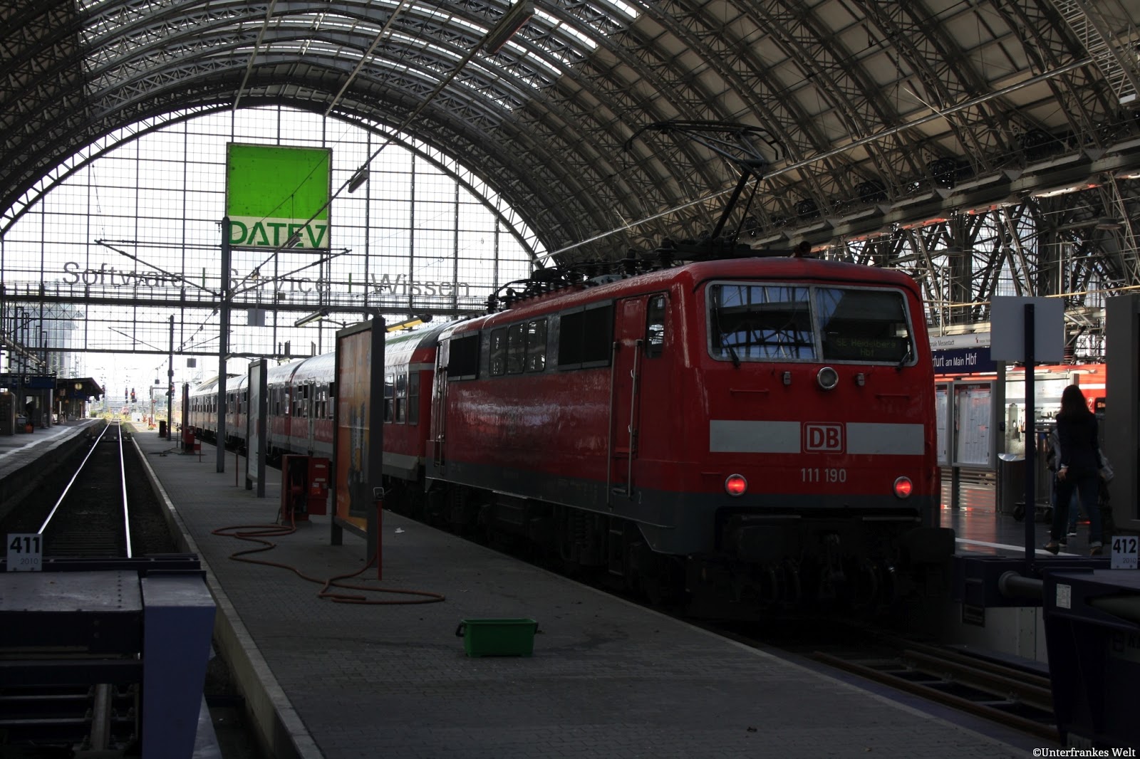 Unterfrankes Welt: DB BR 111 190 im HBF Frankfurt am Main