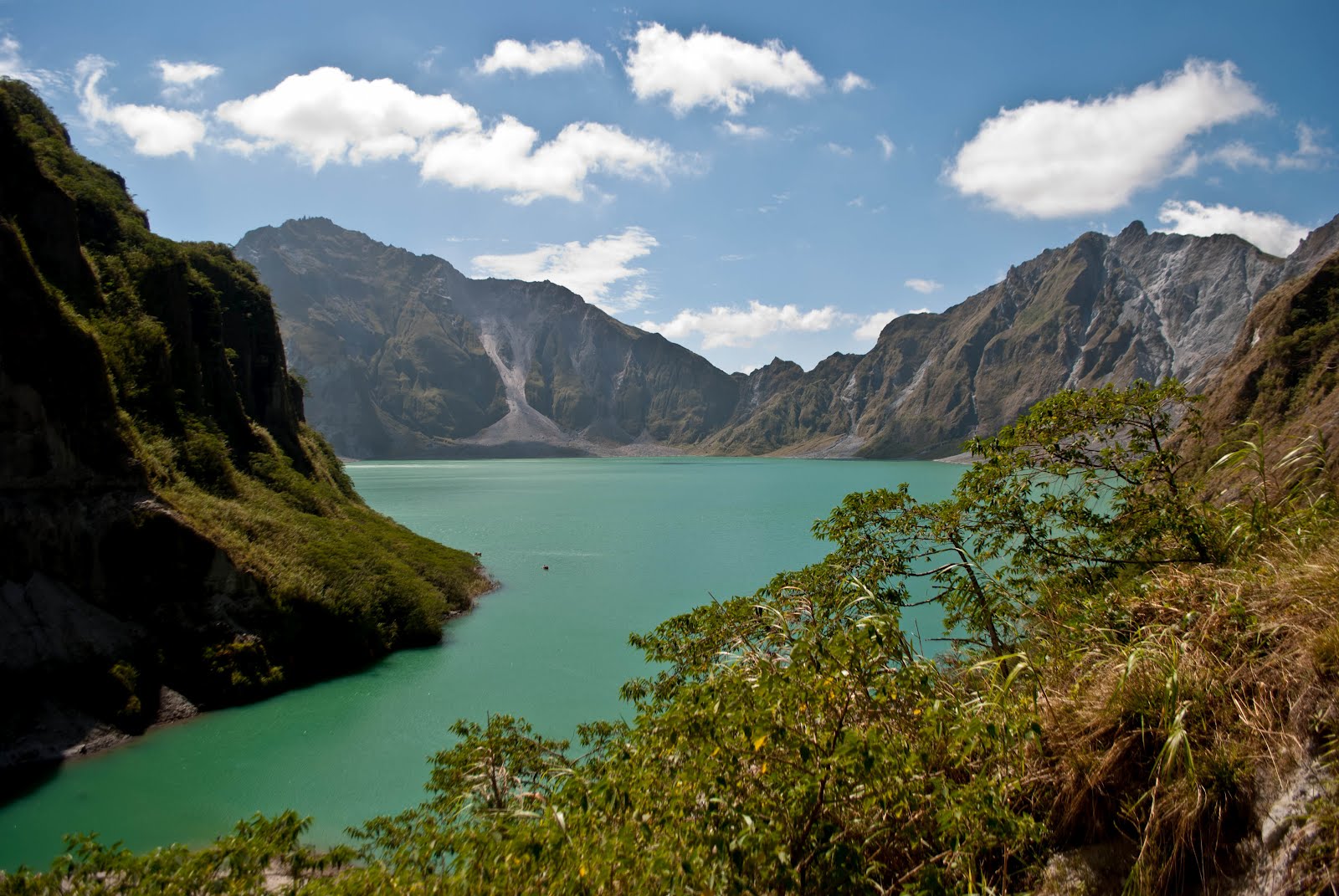 Majestic Mt. Pinatubo (A Day Trek Challenge) | UntiedEscape