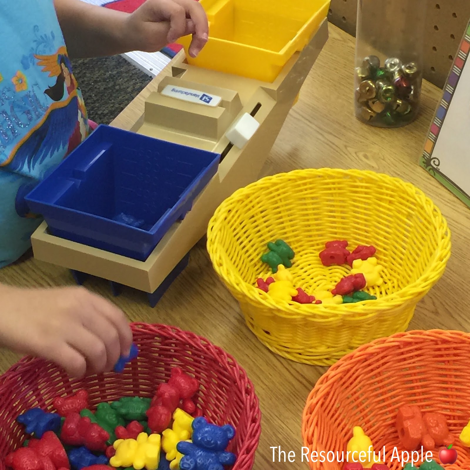 The Resourceful Apple: Small Group Math Activities in Pre-K