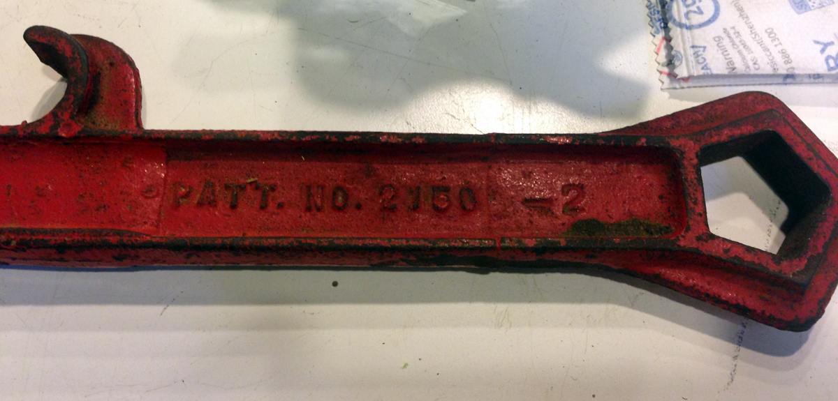 carchaeology: Old "Hub Cap" Wrench (1920s?) from the Culver City Tool ...