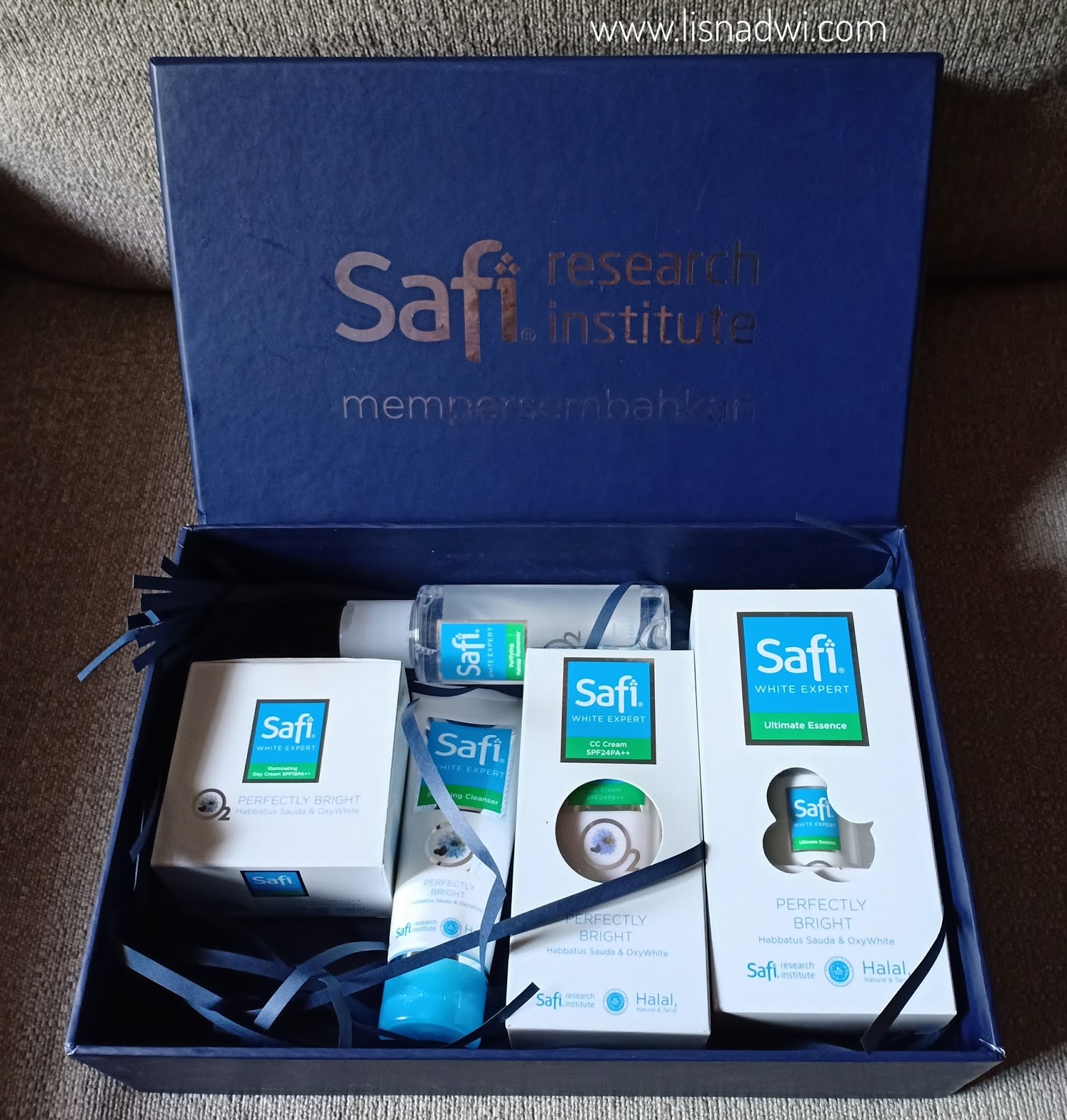 Review Skincare Safi White Expert Day Cream, Night Cream, Ultimate ...