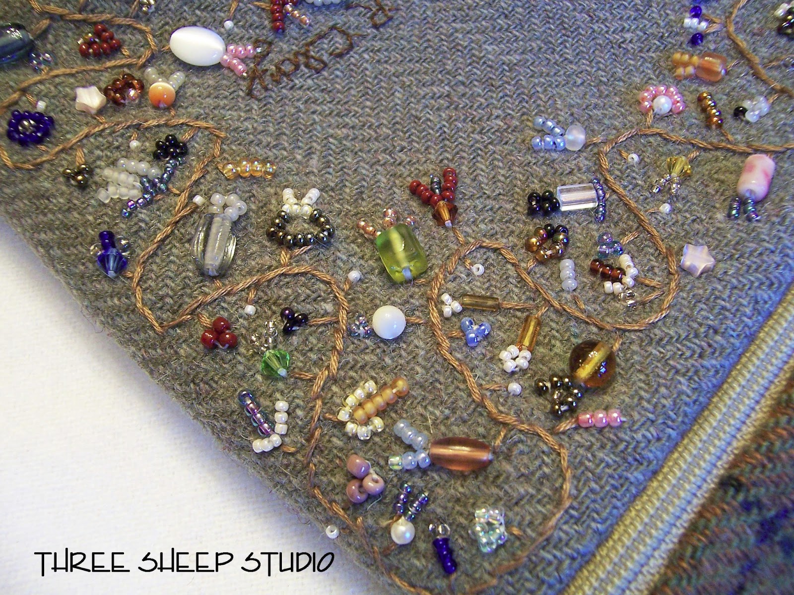 Three Sheep Studio: Vines Of Beads...