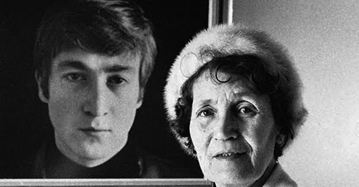 O Baú do Edu: MIMI SMITH – A IMPLACÁVEL TIA MIMI DE JOHN LENNON