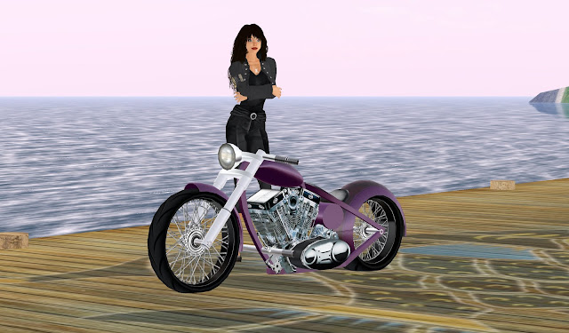 Chey's Second Life Blog: A New Motorcycle, and an Old One
