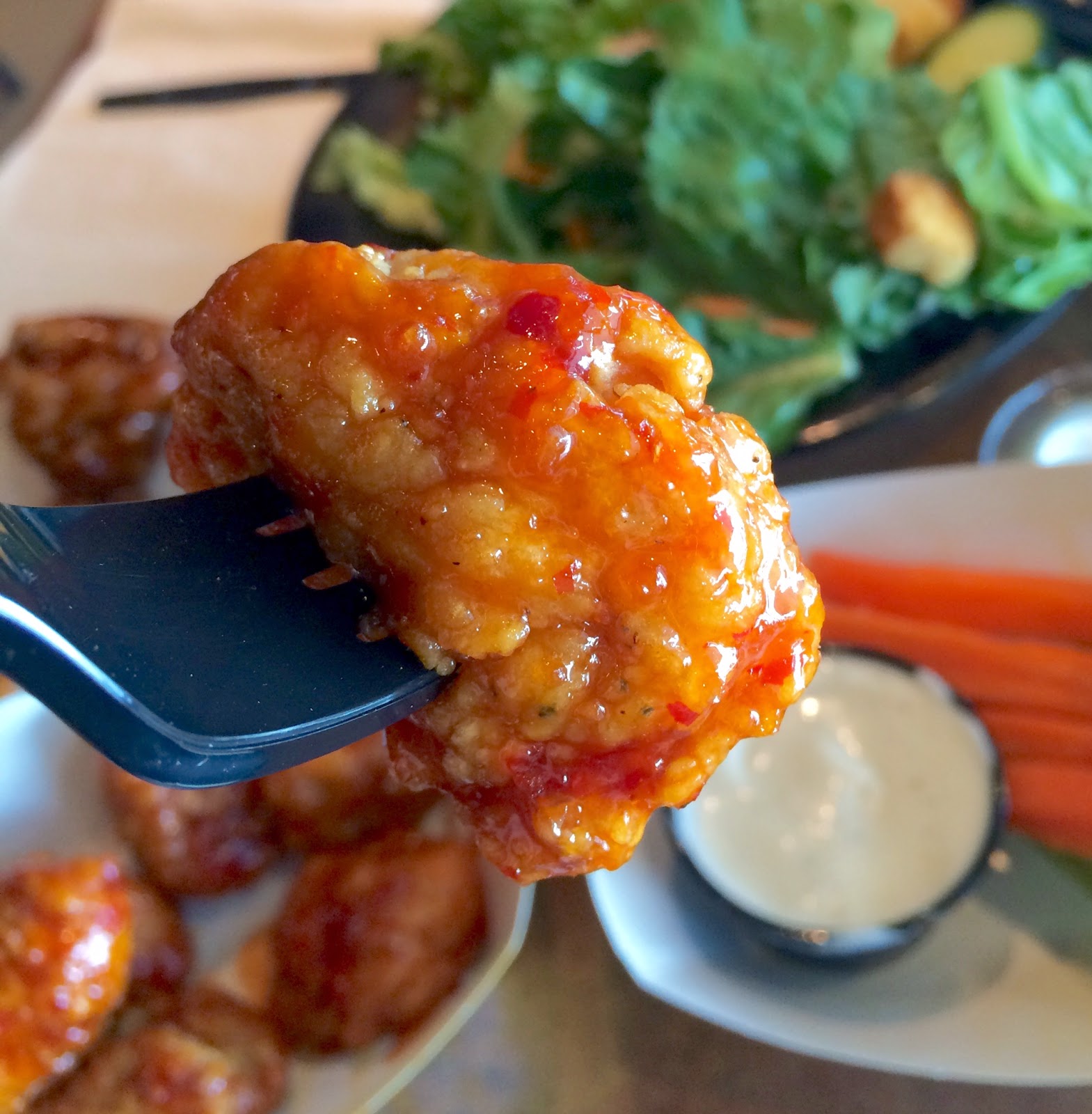 Asian Zing From Buffalo Wild Wings / バッファローワイルドウィングスのアジアン ジング ~ I'm ...