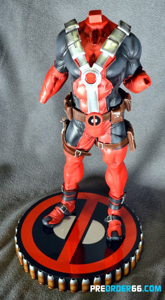 PREORDER66: Sideshow Exclusive Deadpool Premium Format Figure Review