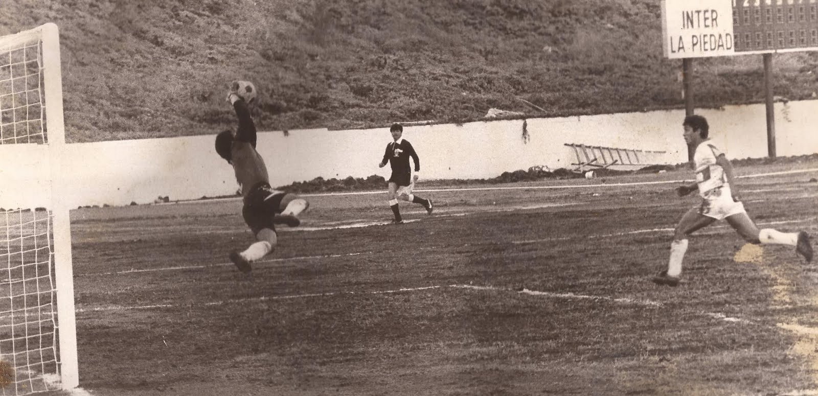 A DOS DÉCADAS DE FÚTBOL PROFESIONAL HOY DEBUTA EL EQUIPO DE XOLOS DE ...