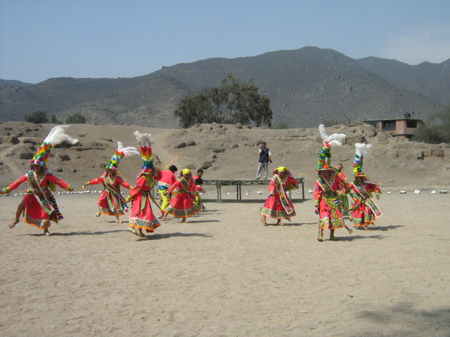 Huacas de Mangomarca: REVALORIZANDO Y PROTEGIENDO LA "HUACA MANGOMARCA ...
