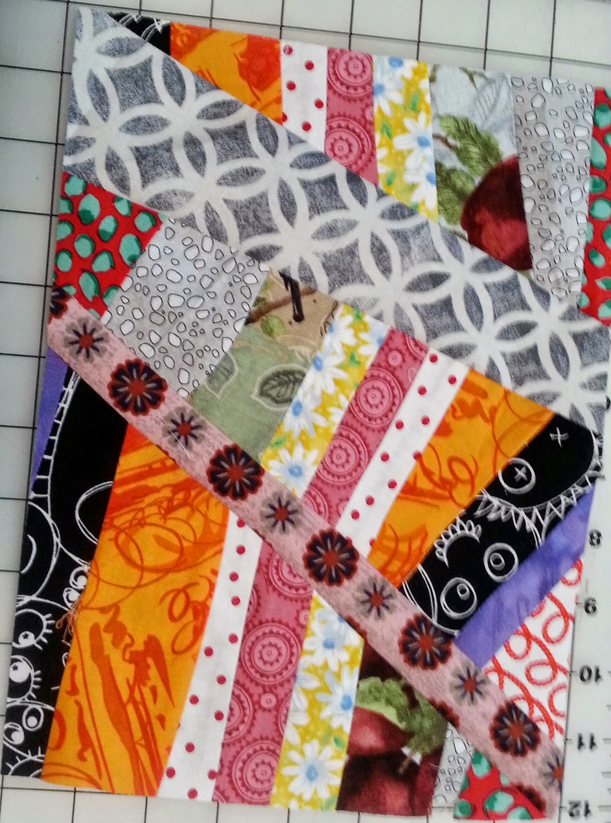 Running Hen: It's Time to Dabble in Free-Form Quilting ala Author Rayna ...