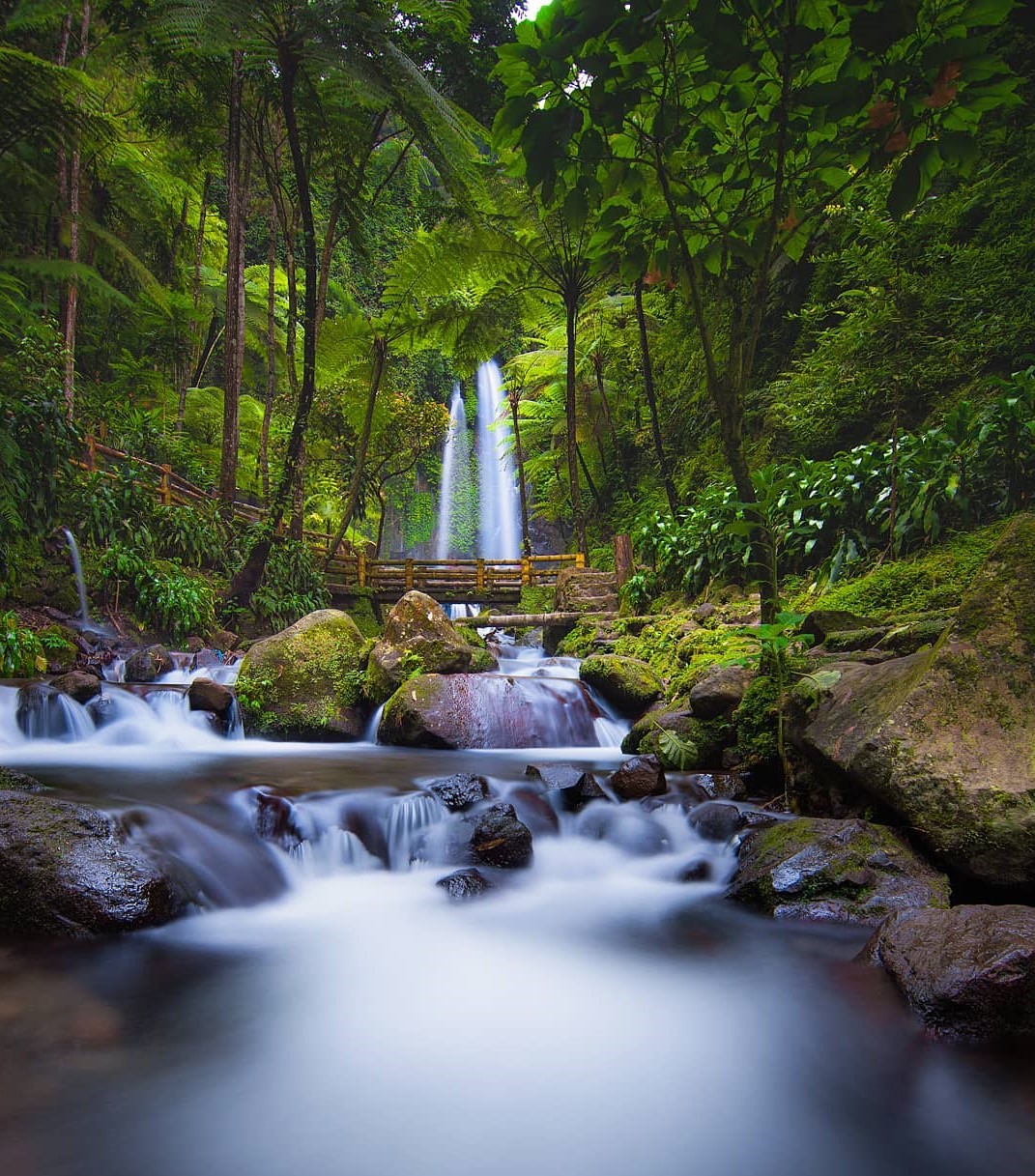 Pesona Air Terjun Jumog Karanganyar - Wisatainfo