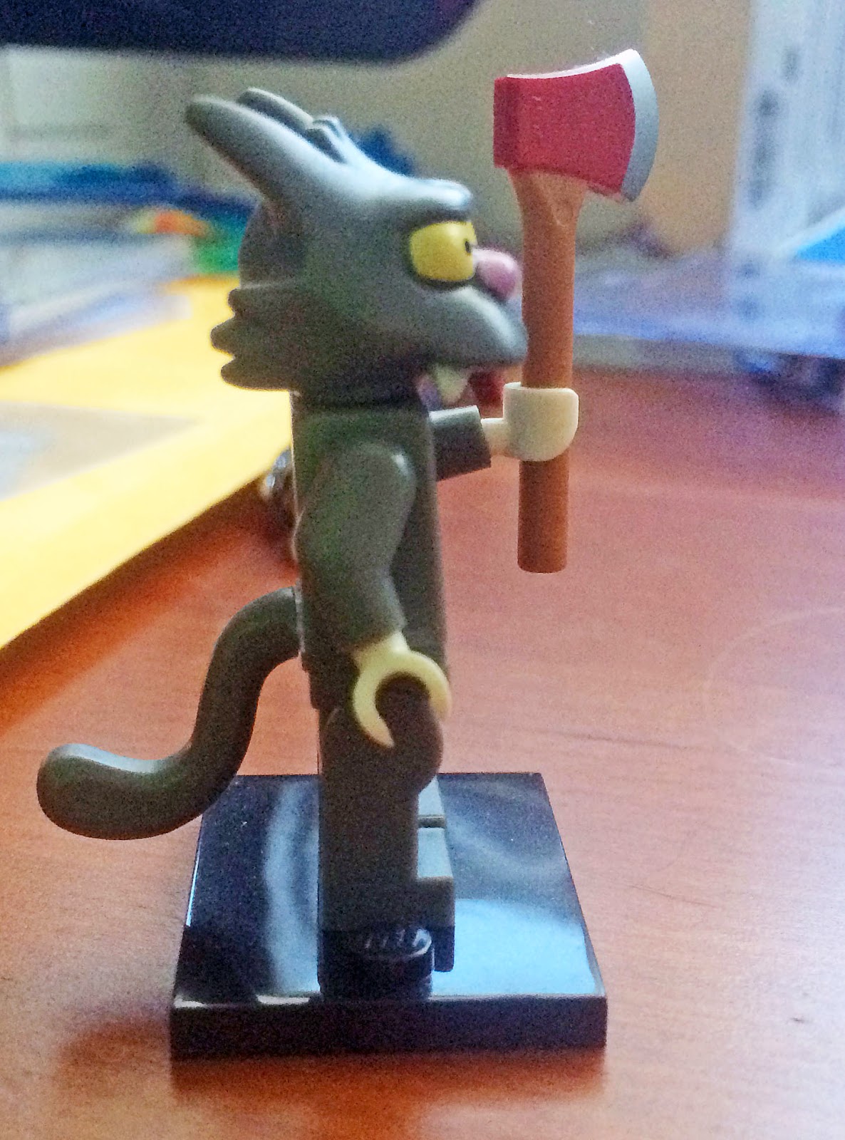 The Minifigure Collector: Minifigure Spotlight Simpsons Series - Scratchy