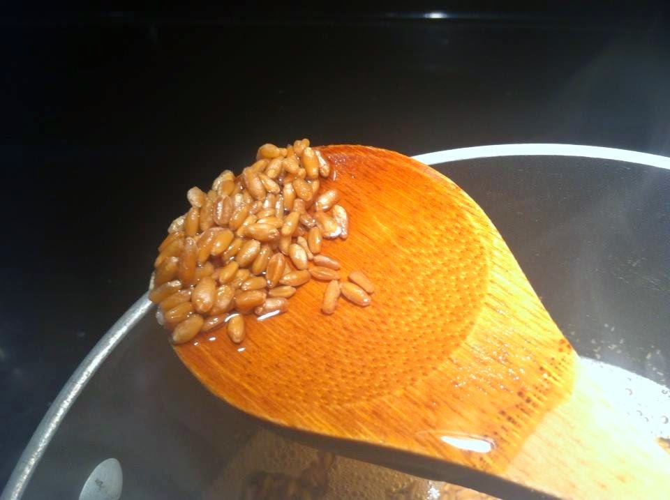 Rockin' the Kitchen: Dinner on the patio- Lemony Wheat Berry Toss