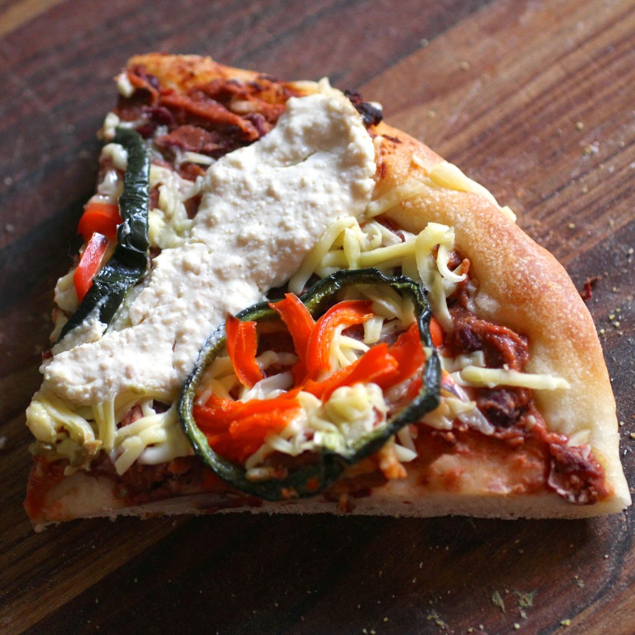 Green Gourmet Giraffe: Smoky Tex Mex Pizza with sourdough base