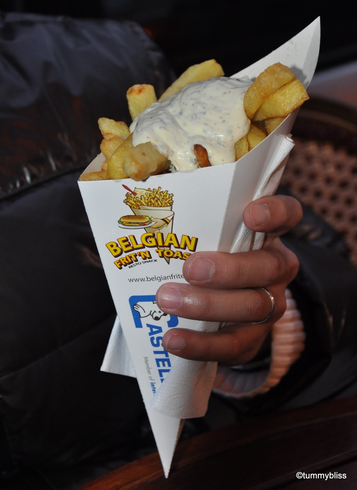 to devour...: Belgian Frit'N Toast