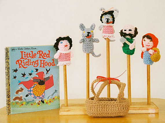 Nerdy Strawberry: Finger Puppets