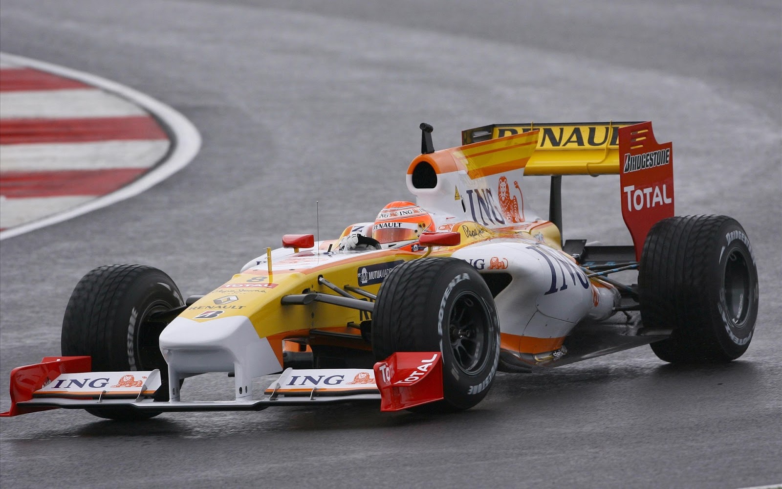 Wallpapers of beautiful cars: Formula One Wallpapers