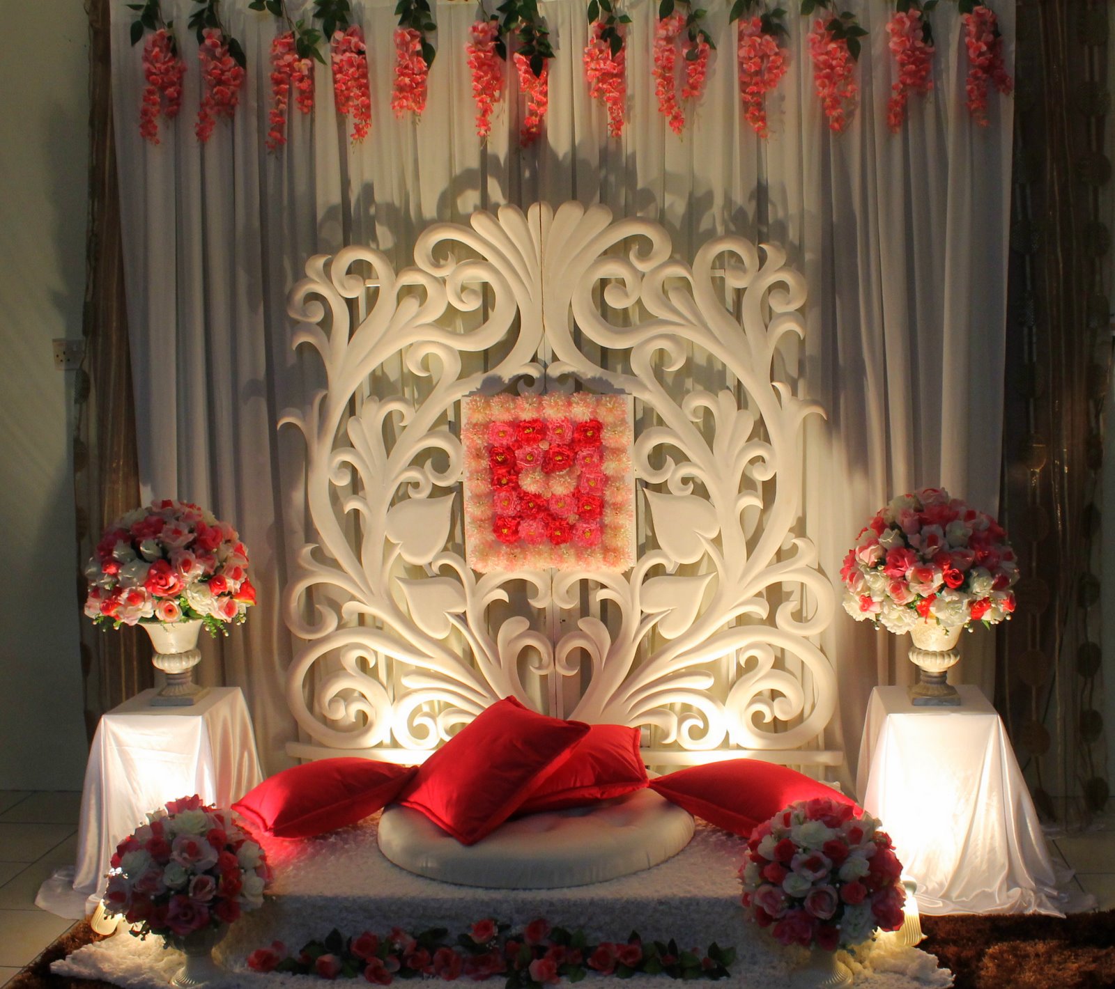 Kerja Kahwin Kuala Kangsar: Mini Pelamin Kerawang Tema Pink Putih